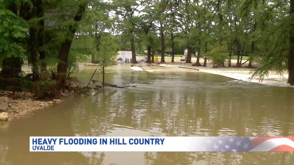 Hill Country experiencing heavy flooding as rain continues | WOAI