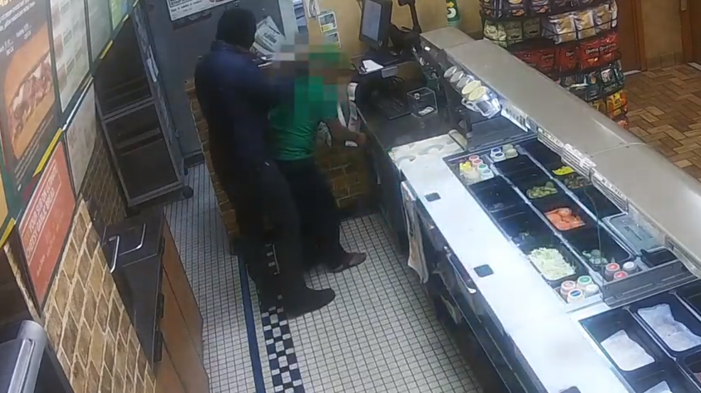 Dc Police Man Arrested After Robbing Same Subway Restaurant Twice In
