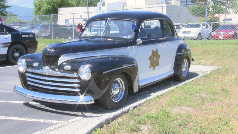 Group auctions historic law enforcement car | KECI